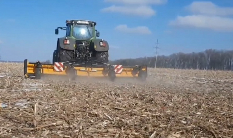 Харківське господарство придбало машину для мульчування MUTHING - AgroTimes