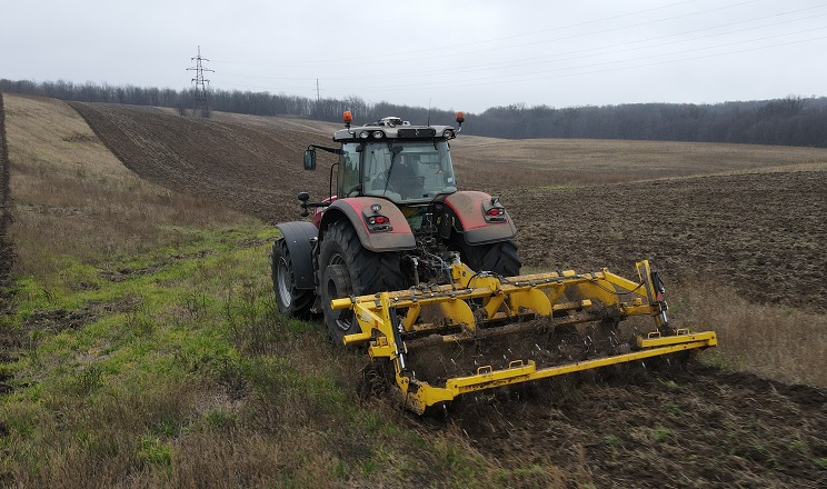 BEDNAR TERRALAND TN працює на всіх видах ґрунтів - AgroTimes